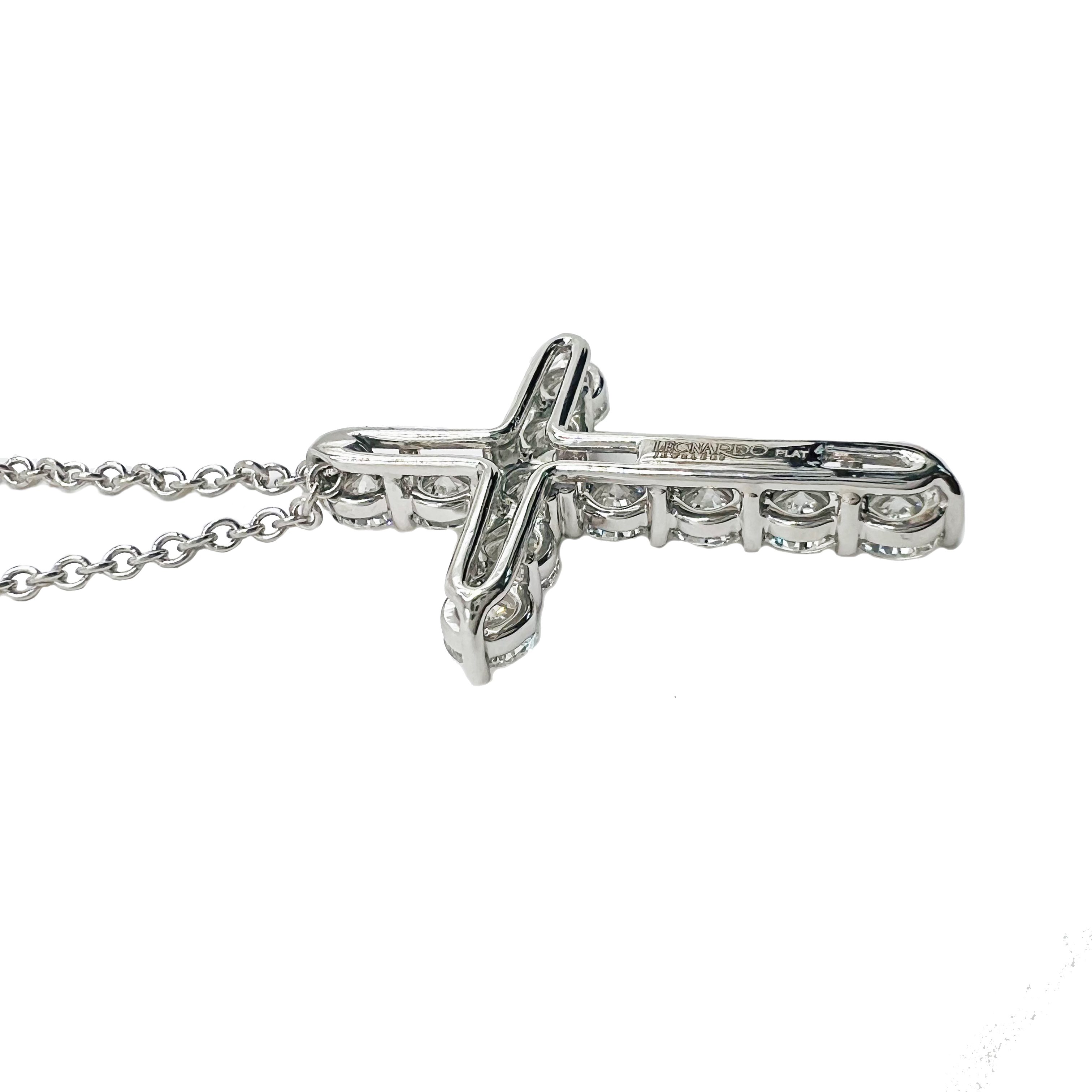 Platinum Diamond Cross - VPT20M21